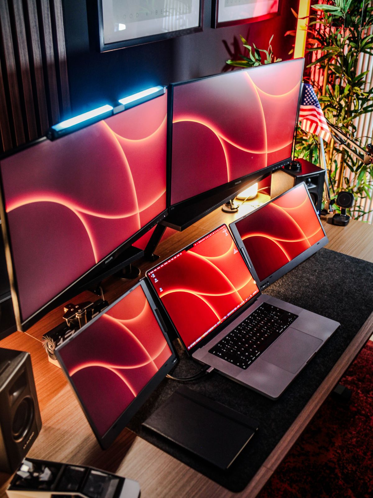 Best Portable Monitors for Work and Travel | Aura Displays
