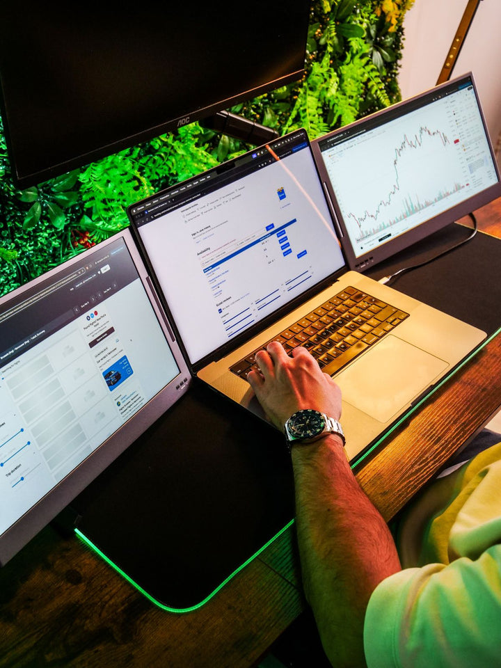 The Best Portable Monitors for Work and Play | Aura Displays